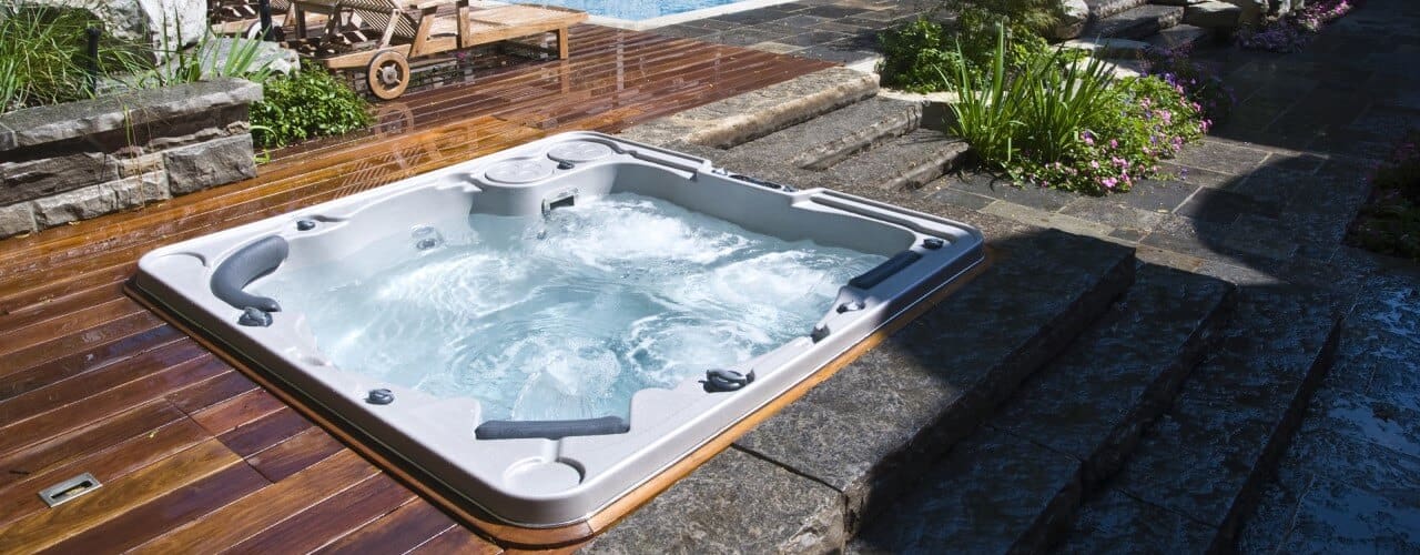 Top 4 Ways of Using Hot Tub This Summer | The Hot Tub and Swim Spa Company